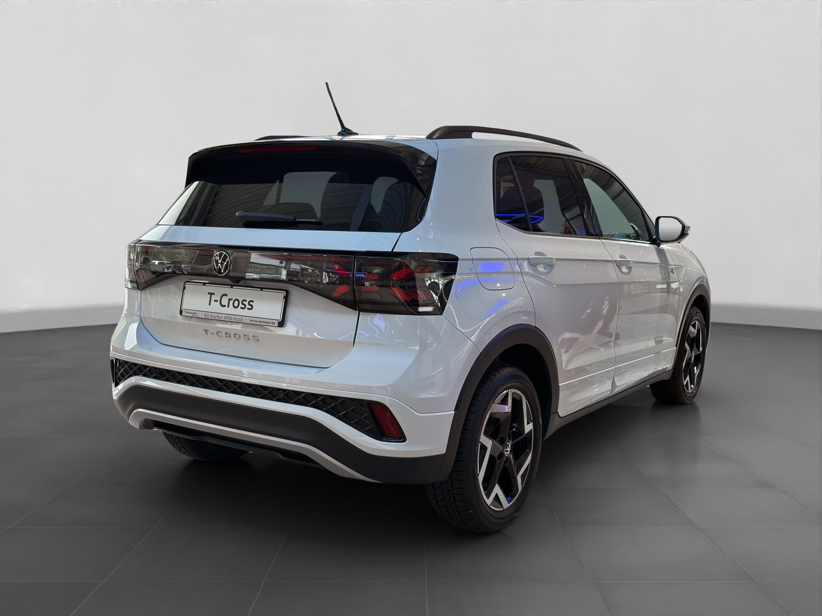 T-Cross 1.0 TSI DSG R-LINE MATRIX REAR VIEW NAVI GJR LM17 - Tiemeyer Gruppe